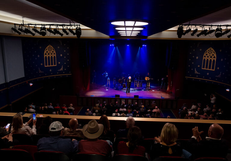 VISIT – The Ellis Theater